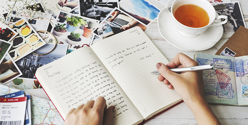 4 EASY STEPS TO CREATE & MAINTAIN A TRAVEL JOURNAL