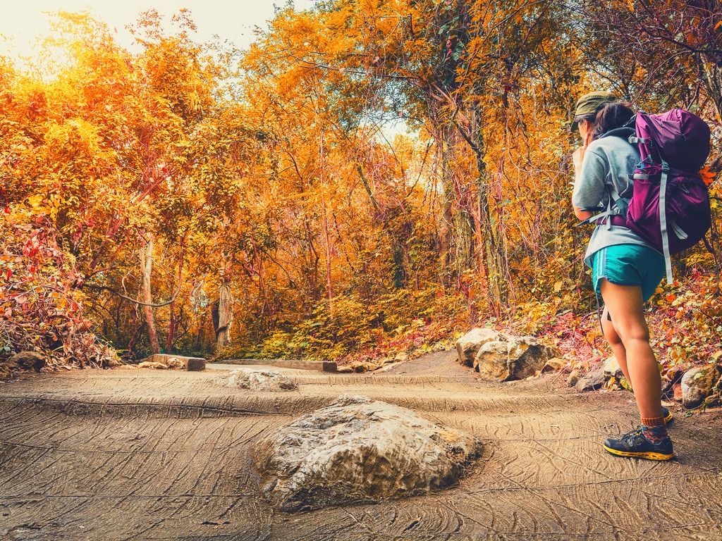 Best Fall Hikes in the US - Runaway Suitcase