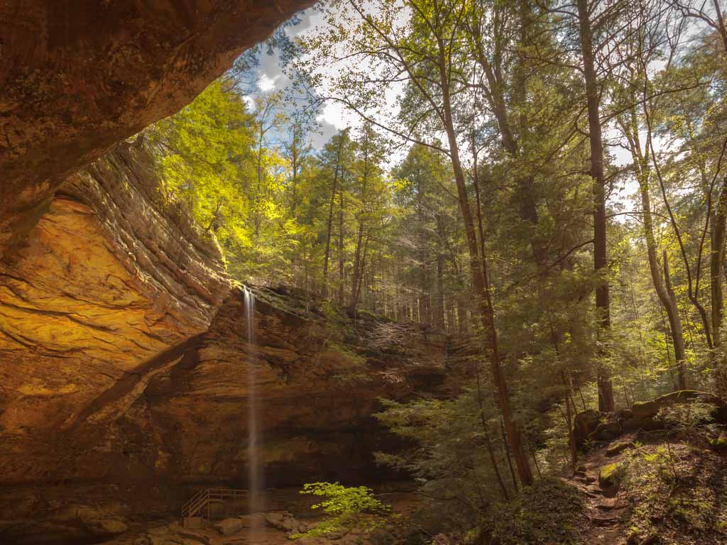 Best Fall Hikes in the US - Runaway Suitcase